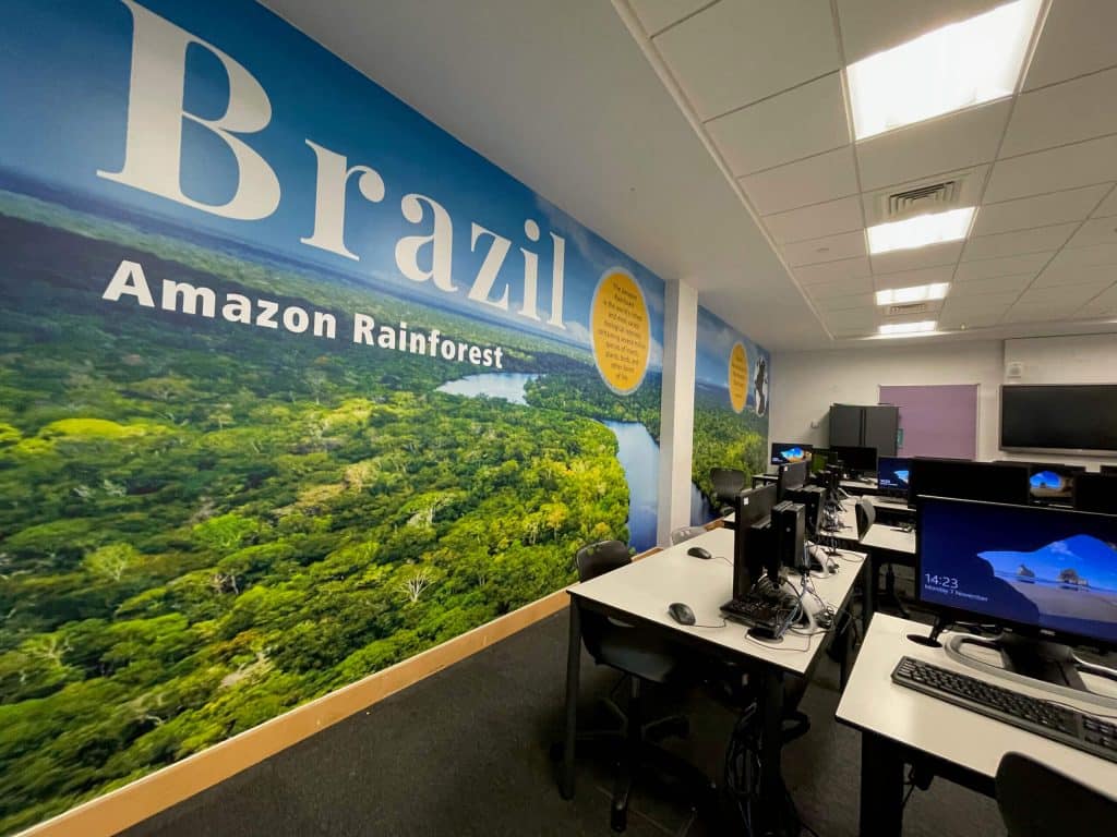 Digital Signage For Schools vs Traditional Signage - Cleverbox